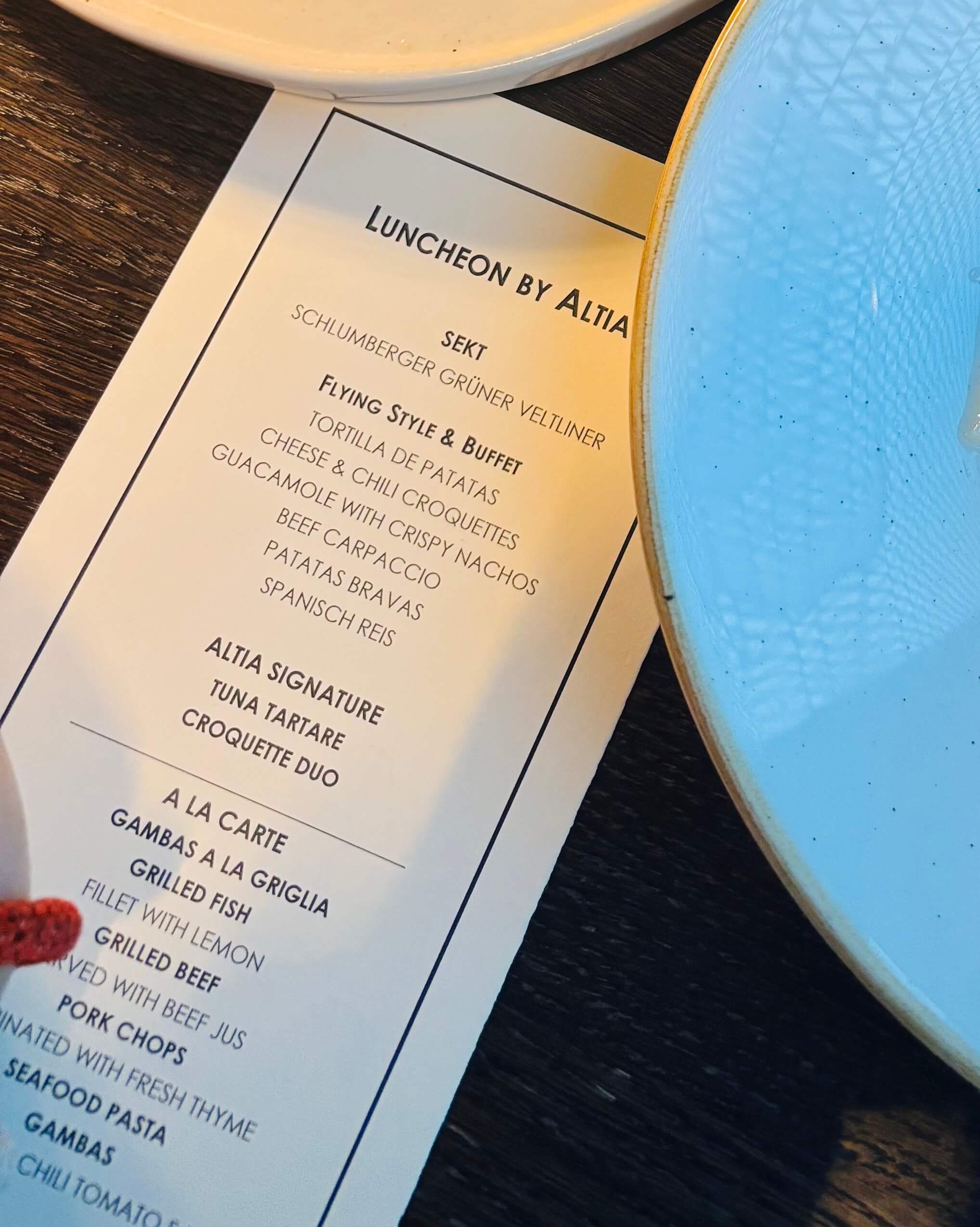 Vergesst Brunch! Neues aus dem DC Tower – Immobranche 2025